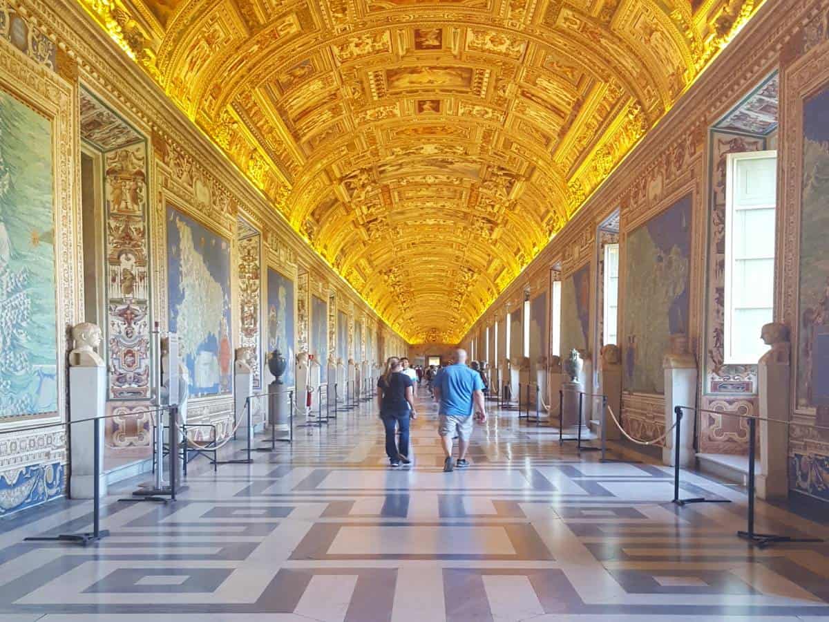 Vatican Museums, Sistine Chapel, & St. Peter's Basilica guided Tour ...