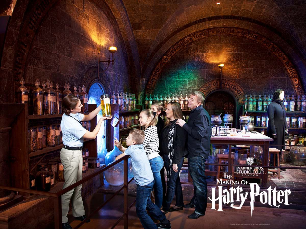 Harry Potter tour London - Unique Fully Guided Warner Bros Studio Tour ...